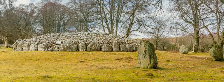 Craigh Na Dun, the Outlander stone circle - LochNessBus.com